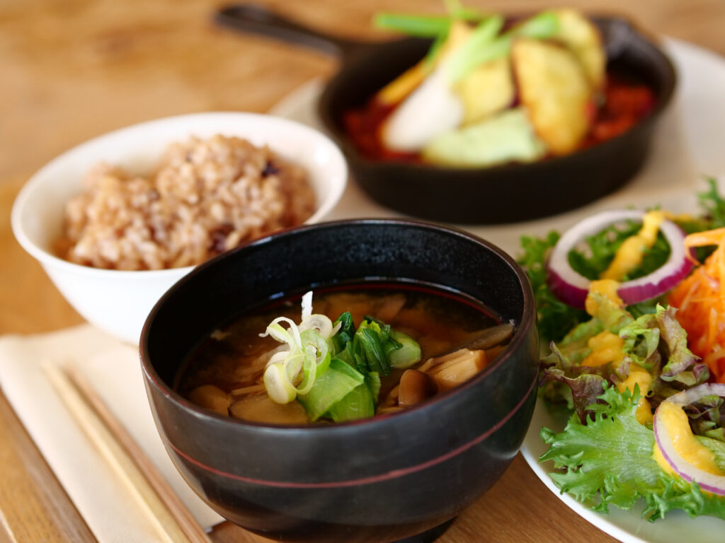 suisai cafe – 水彩カフェ – ビーガンランチやビーガンケーキを始め、無添加にこだわったケーキを焼くパティスリー＆カフェ。シフォンケーキは絶品です。福島県の須賀川ICより車で10分 ...